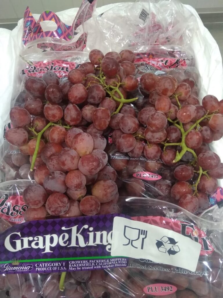 KING PASSION FIRE RED GRAPES USA - OVEGI